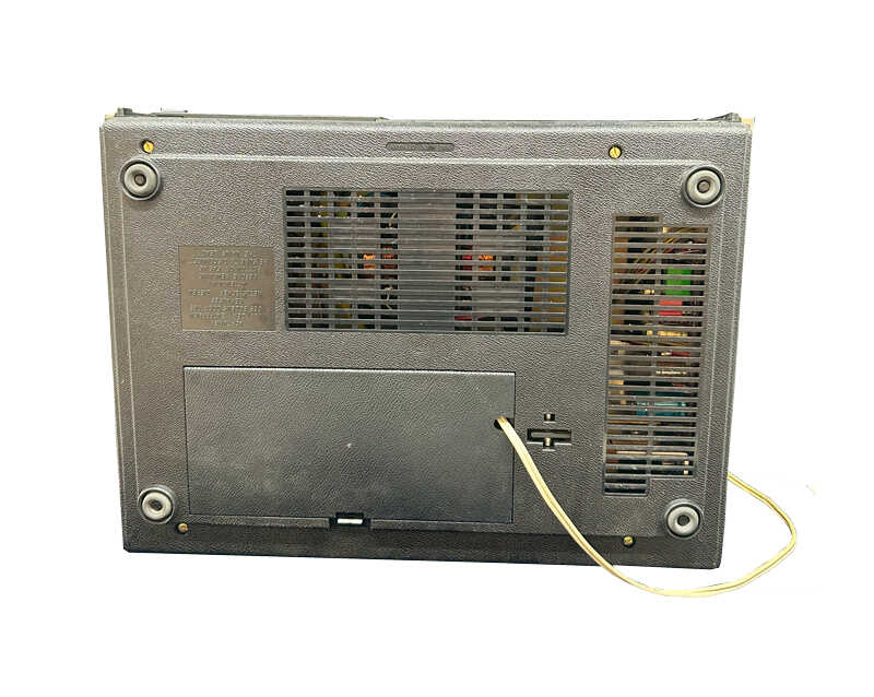 Grundig TK-141 Makaralı Teyip (Kaseti İle Birlikte) AOB4057